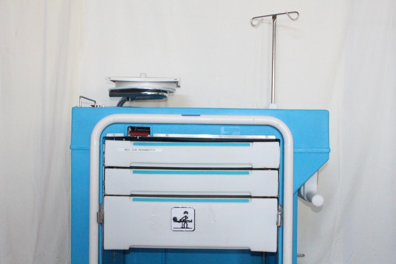 Gerätewagen | Medizinisches Mobiliar | Shop | www.refurmed.de